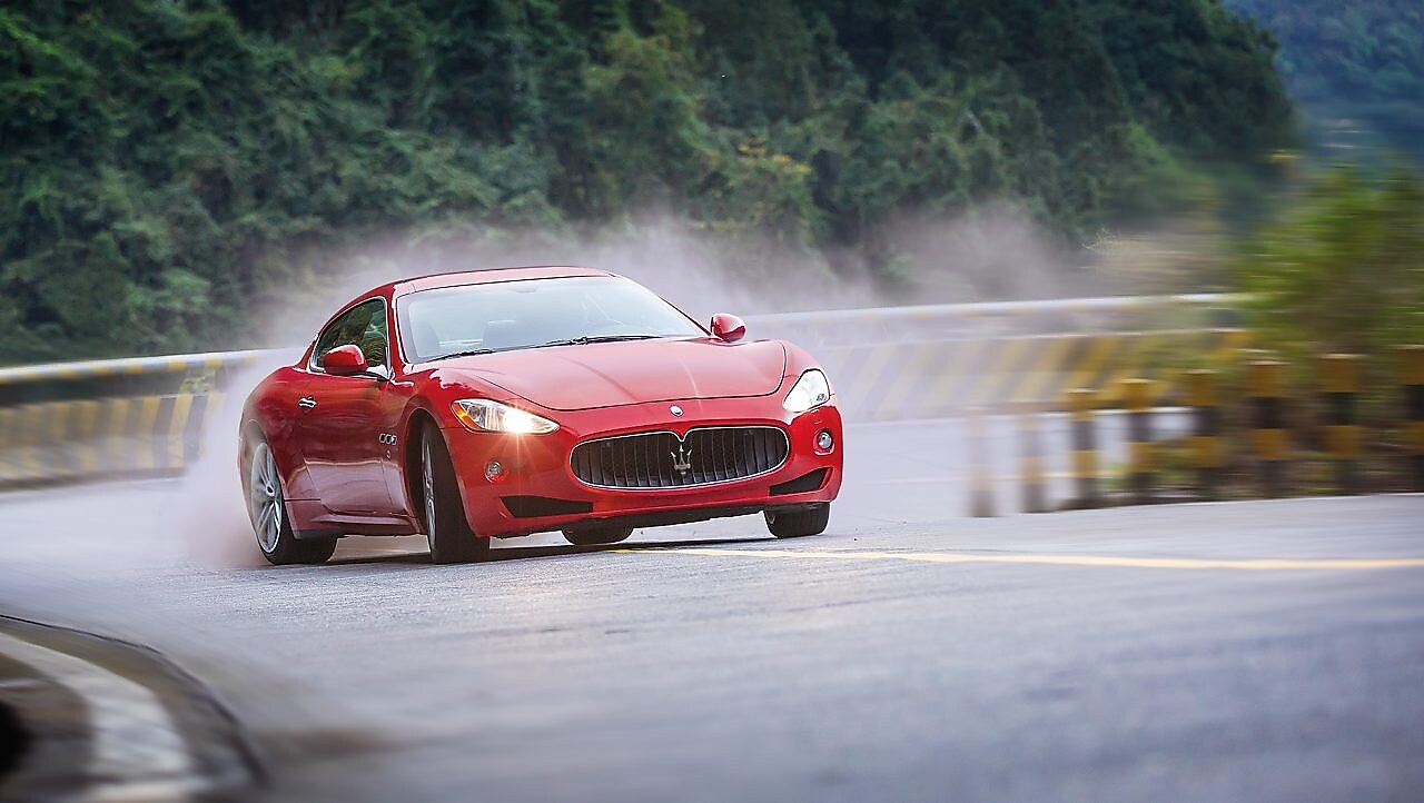 Shell Helix Car Engine Oil: Kenya's Best Motor Oil | Shell Kenya